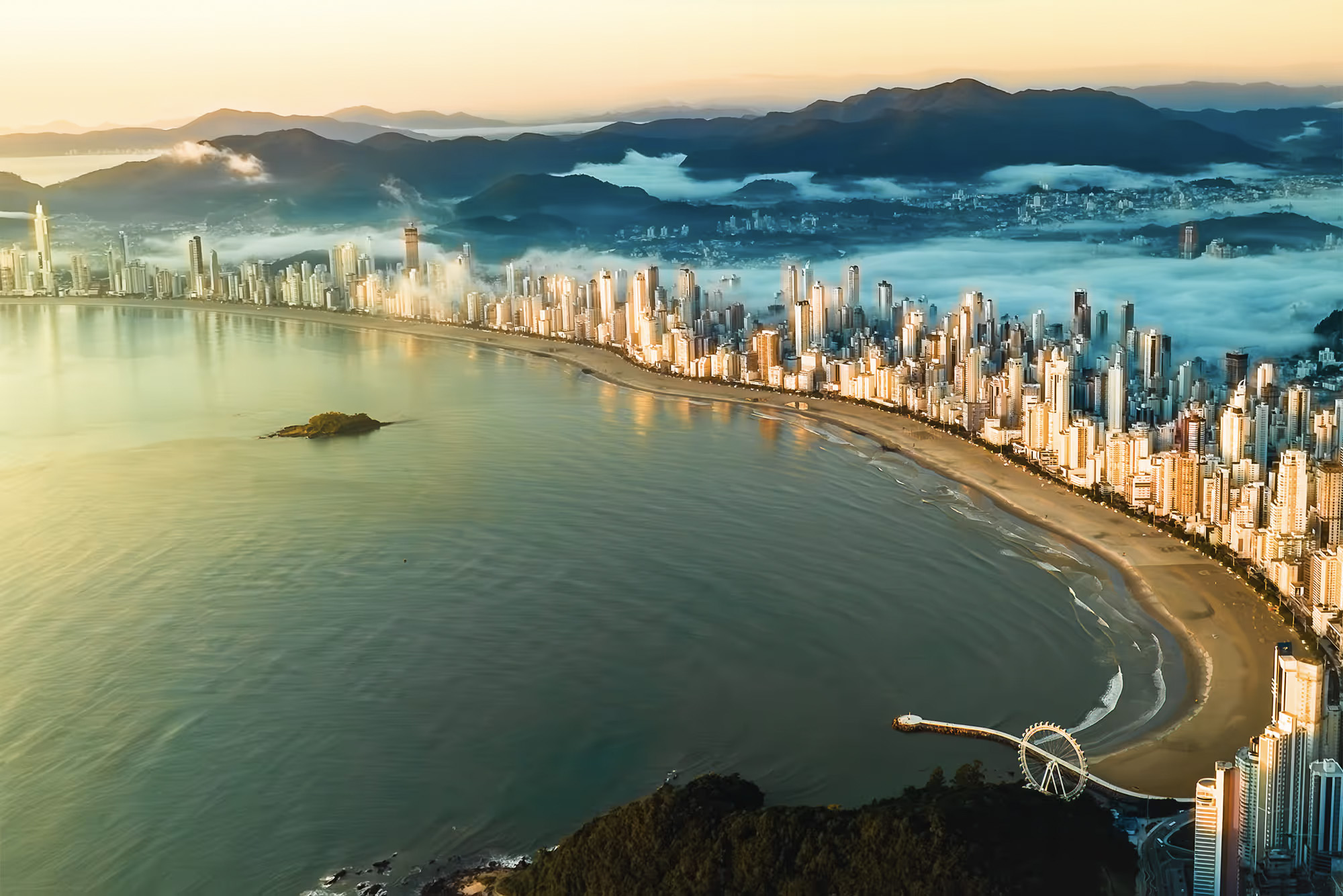 Senna Tower em Balneário Camboriú: Maior Prédio Residencial do Mundo ...